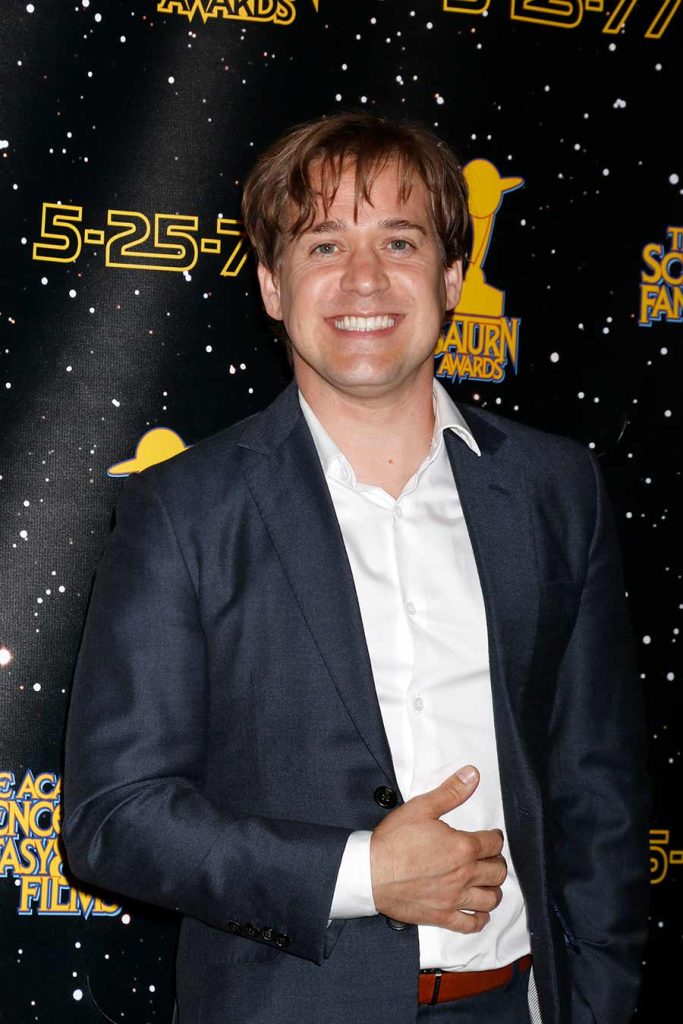 Celebrities Born In March 60 Photos - Moonagedaydream.film
